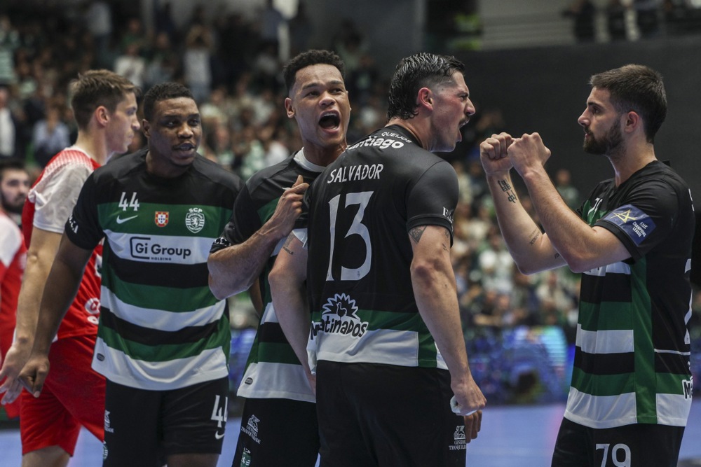 Orri Freyr og félagar í annað sæti A-riðils | Handbolti.is