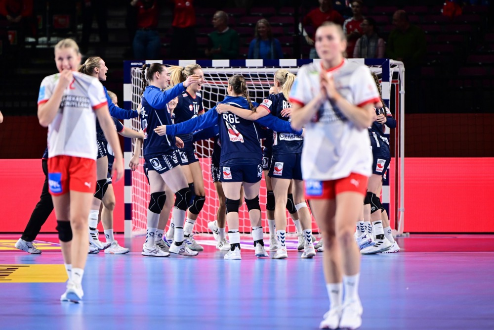 Enn og aftur stýrði Þórir Noregi til sigurs á Dönum | Handbolti.is