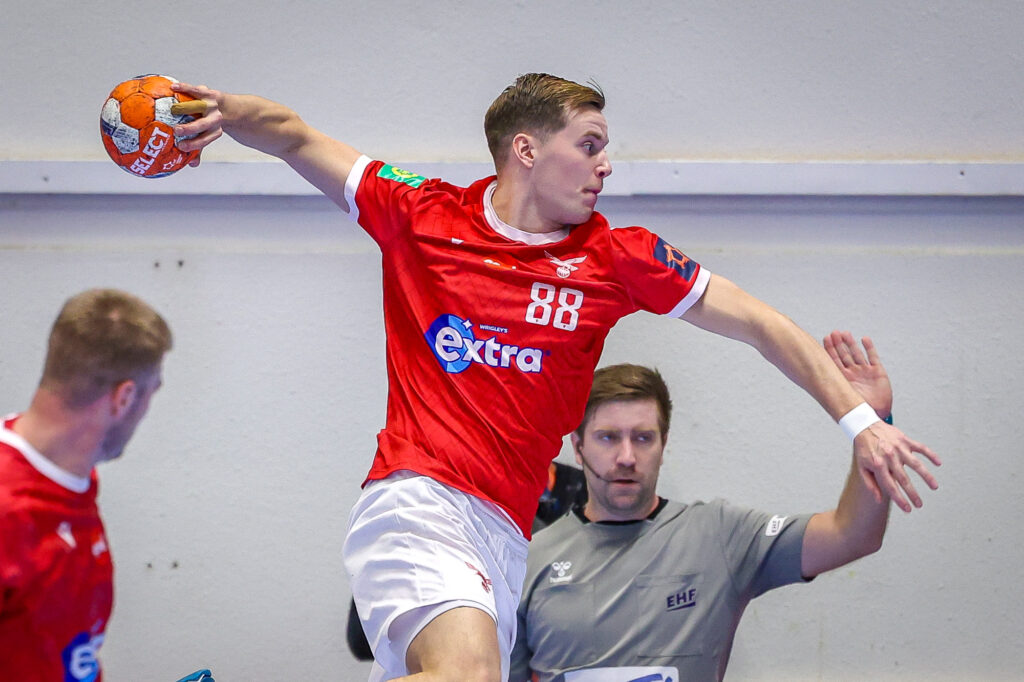 Valur hefur skrifað undir samning við Andra | Handbolti.is