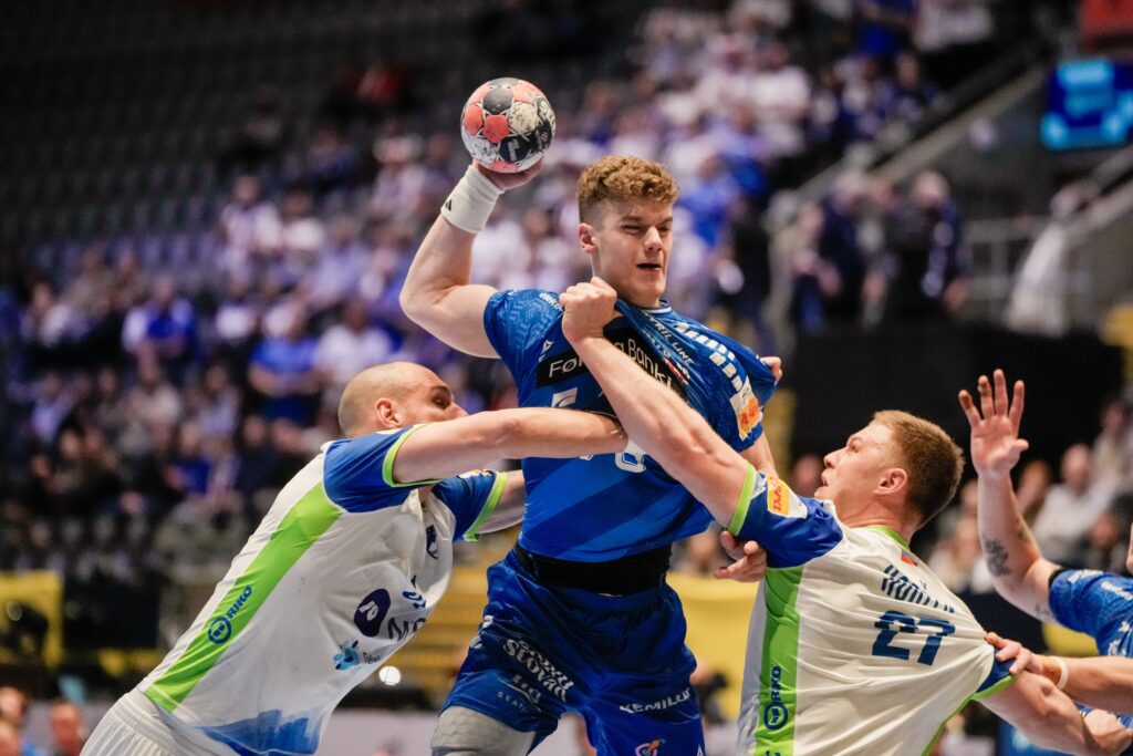 Ævintýri Færeyja er á enda | Handbolti.is