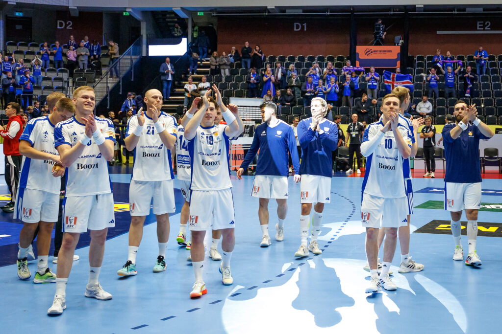 Landsliðsmenn hitta landsmenn í Smáralind | Handbolti.is