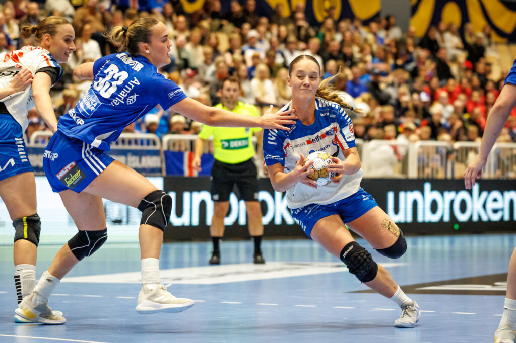 Slæmt tap í Færeyjum – bíða þarf morgundagsins | Handbolti.is