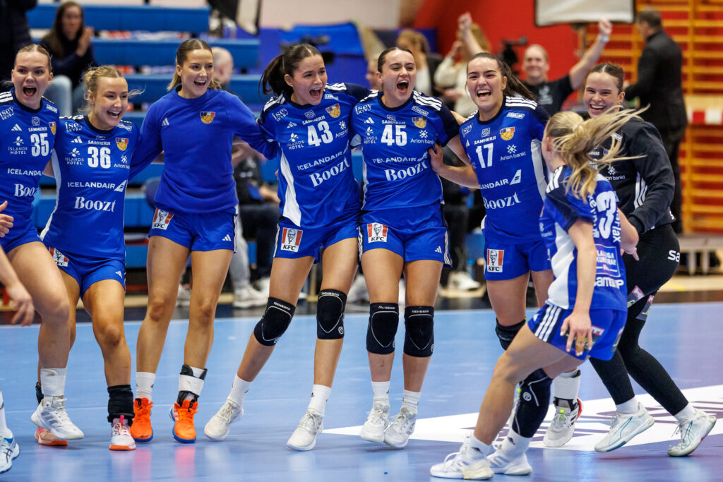 Úrslitaleikur hjá kvennalandsliðinu á sunnudaginn | Handbolti.is
